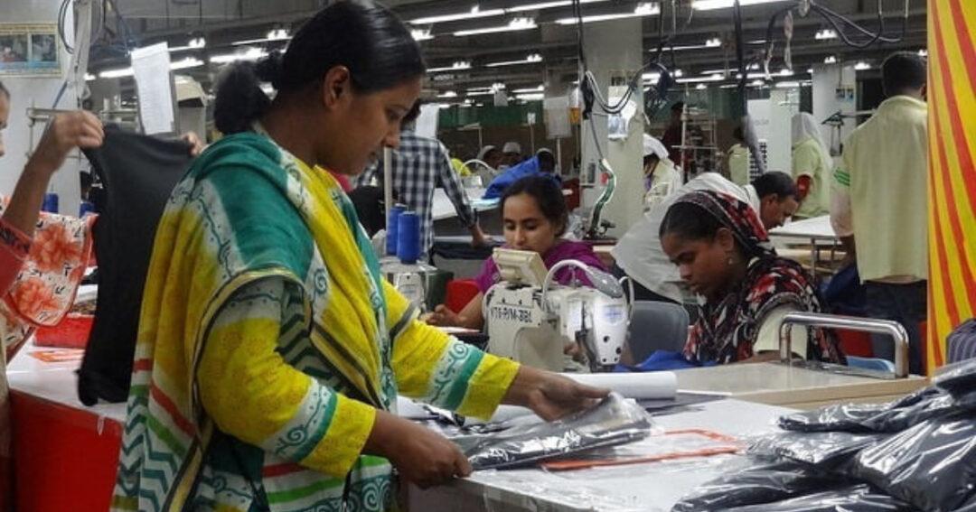 Surat should concentrate on garment manufacturing - Knitting Views