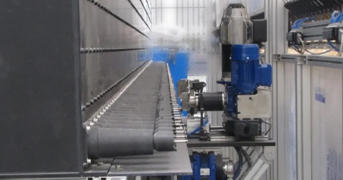 Italy's automatic dosing of color service provides consistent dye ...