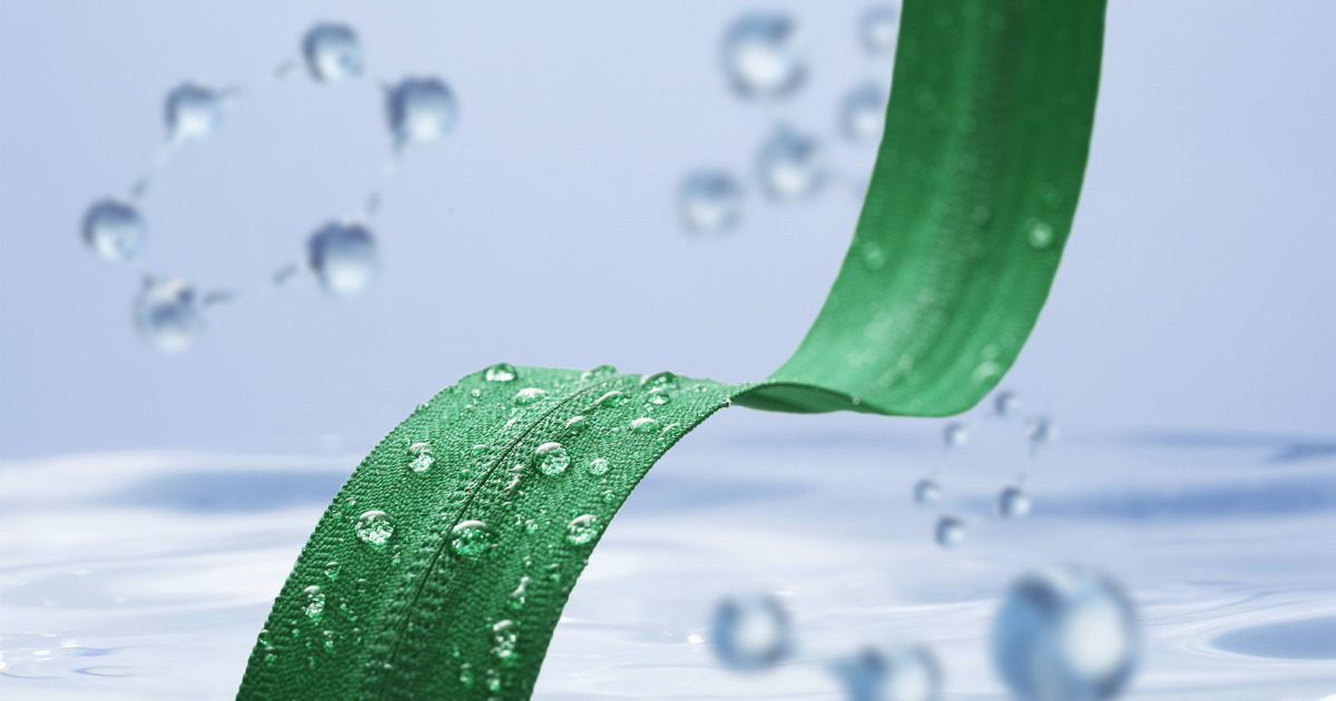 YKK launches new water-repellant zipper designed to work in circular ...